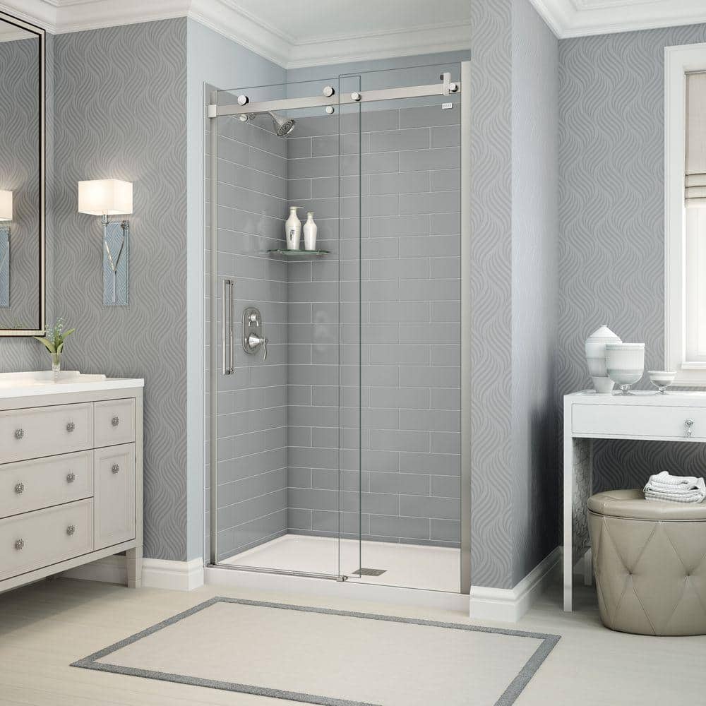 MAAX Utile Metro 32 in. x 48 in. x 83.5 in. Center Drain Alcove Shower ...