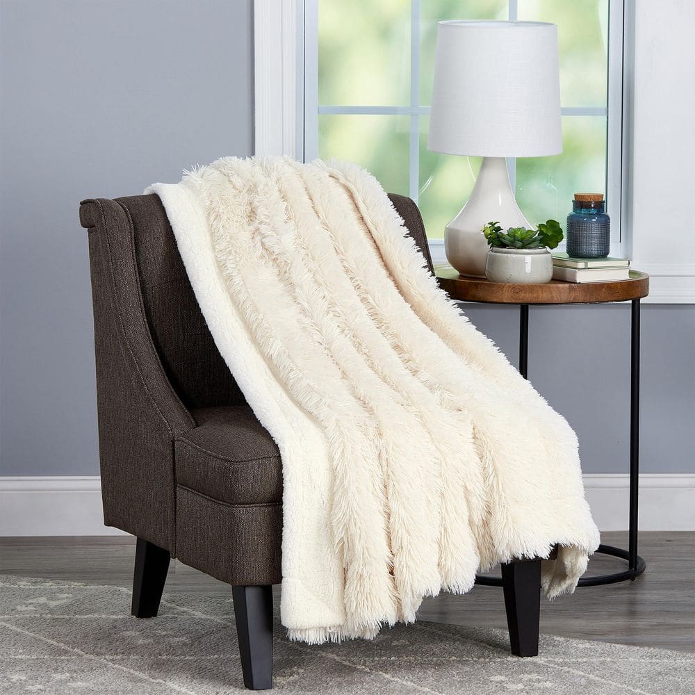 Lavish Home Oversized Long Pile Chiffon White Faux Fur Hypoallergenic ...