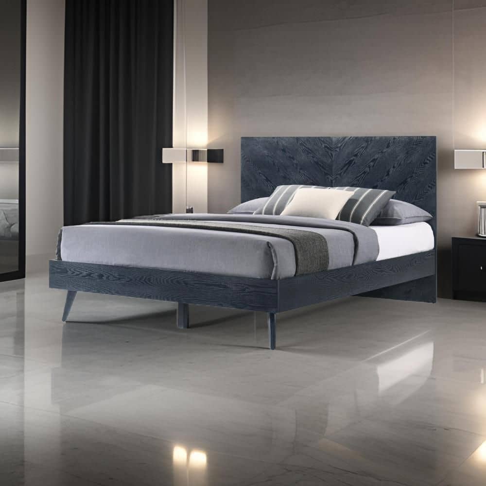 Benjara Cid Coy Gray Wood Frame King Size Platform Bed with Crown Cut Pattern BM317524 - The ...