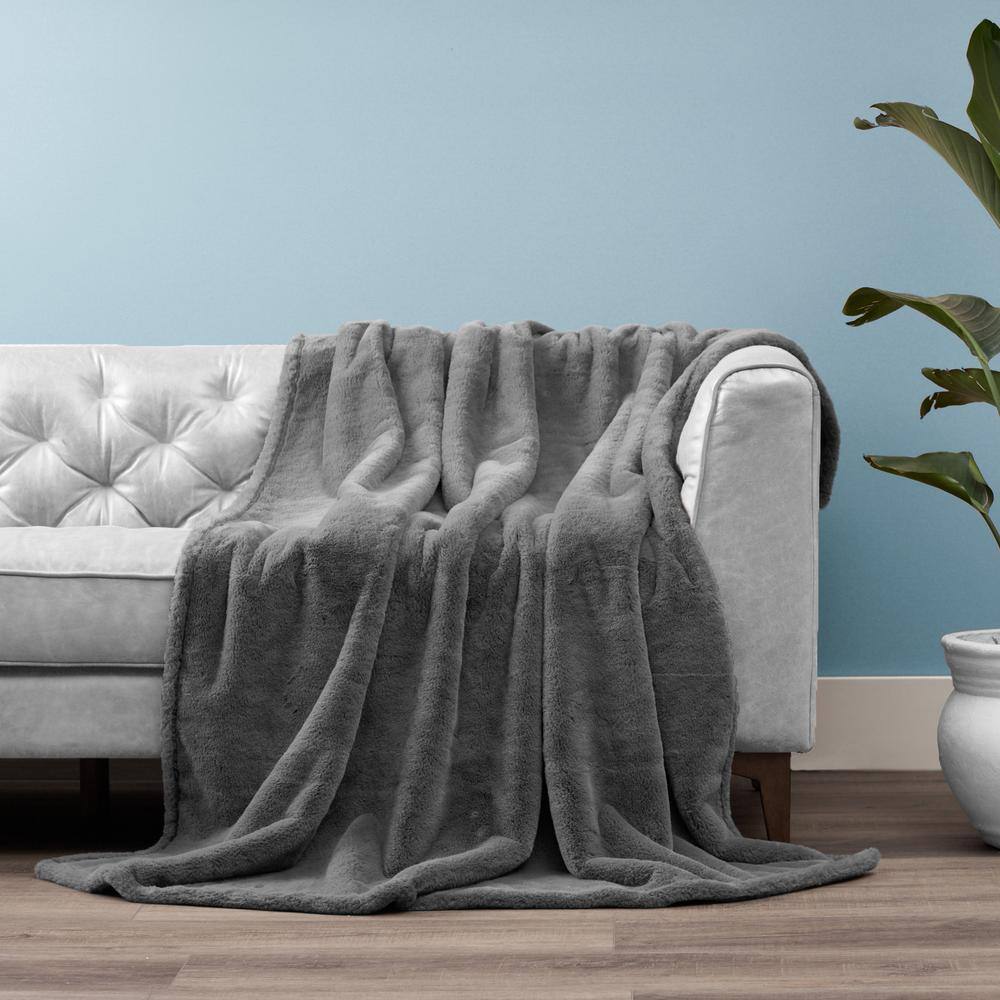 THE NORTHWEST GROUP Generic Charcoal Ultra Fine Faux Fur Throw Blanket ...