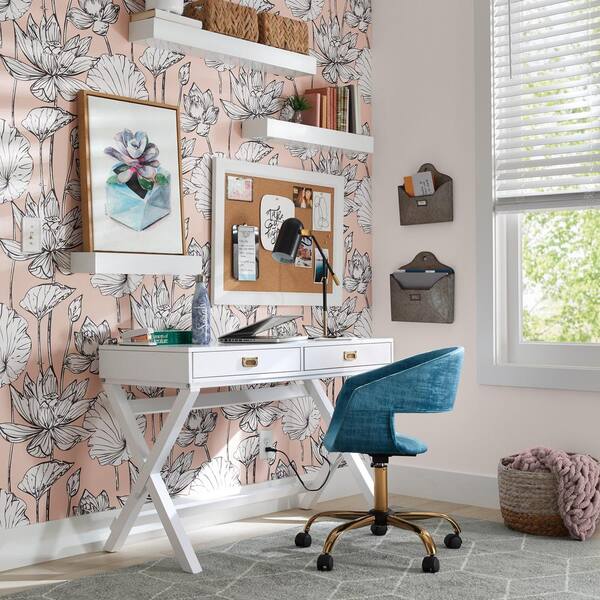 Feminine Desks With Artistic Decor Ideas
