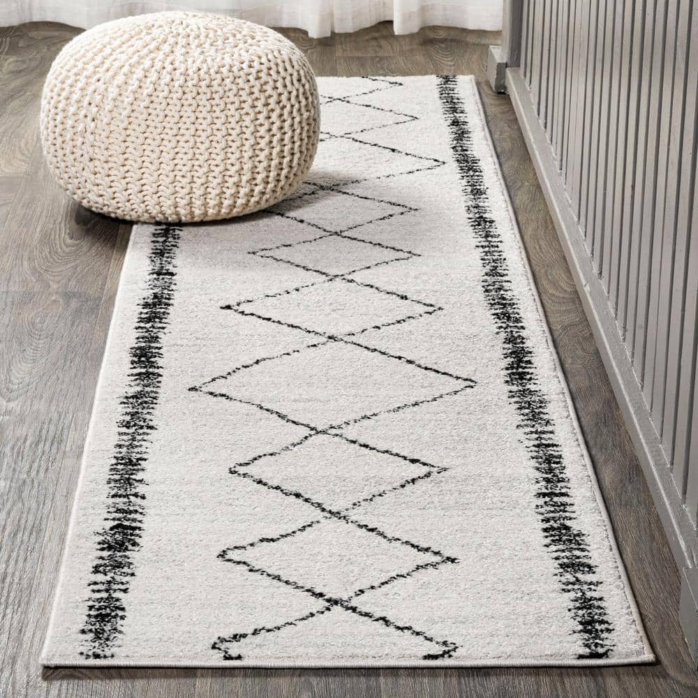 JONATHAN Y Zaina Moroccan Beni Souk Cream/Black 2 ft. x 8 ft. Runner ...