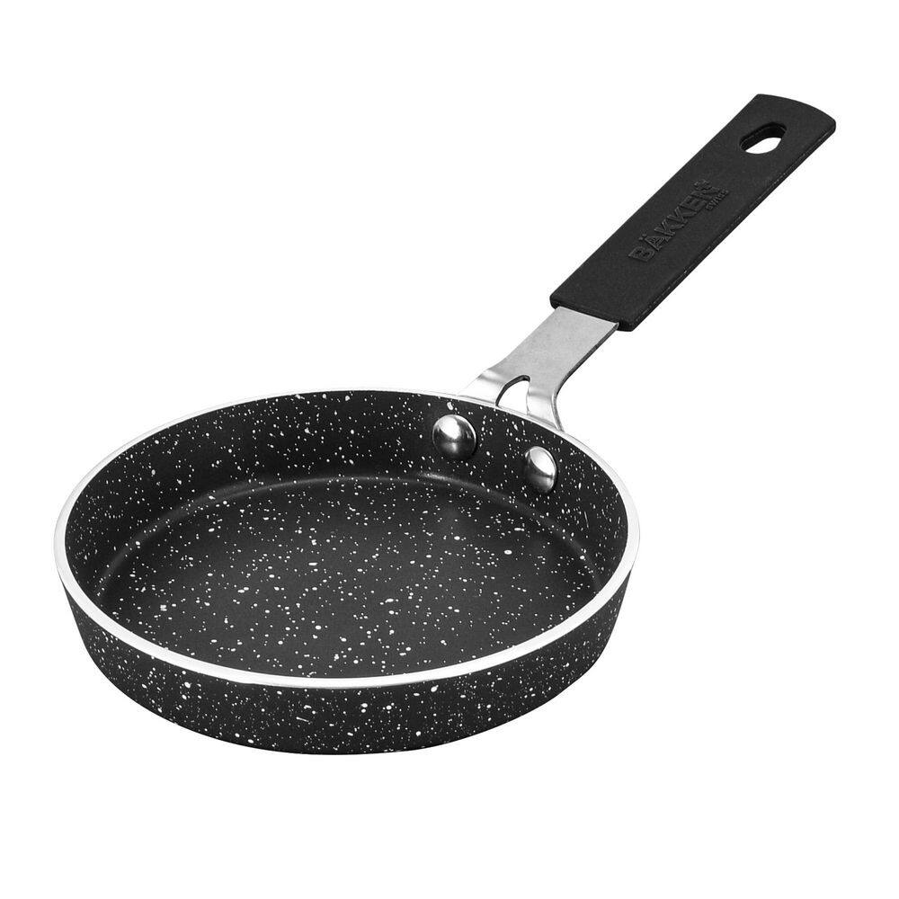 BakkenMaster 2-Piece Mini Nonstick Egg Pan & Omelet Pan-Black BKCWMIN88 ...