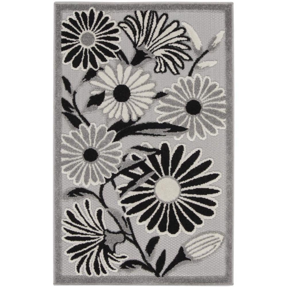 HomeRoots Black, White 3 ft. x 4 ft. Loomed Floral Polypropylene Rectangle Indoor/Outdoor Area ...