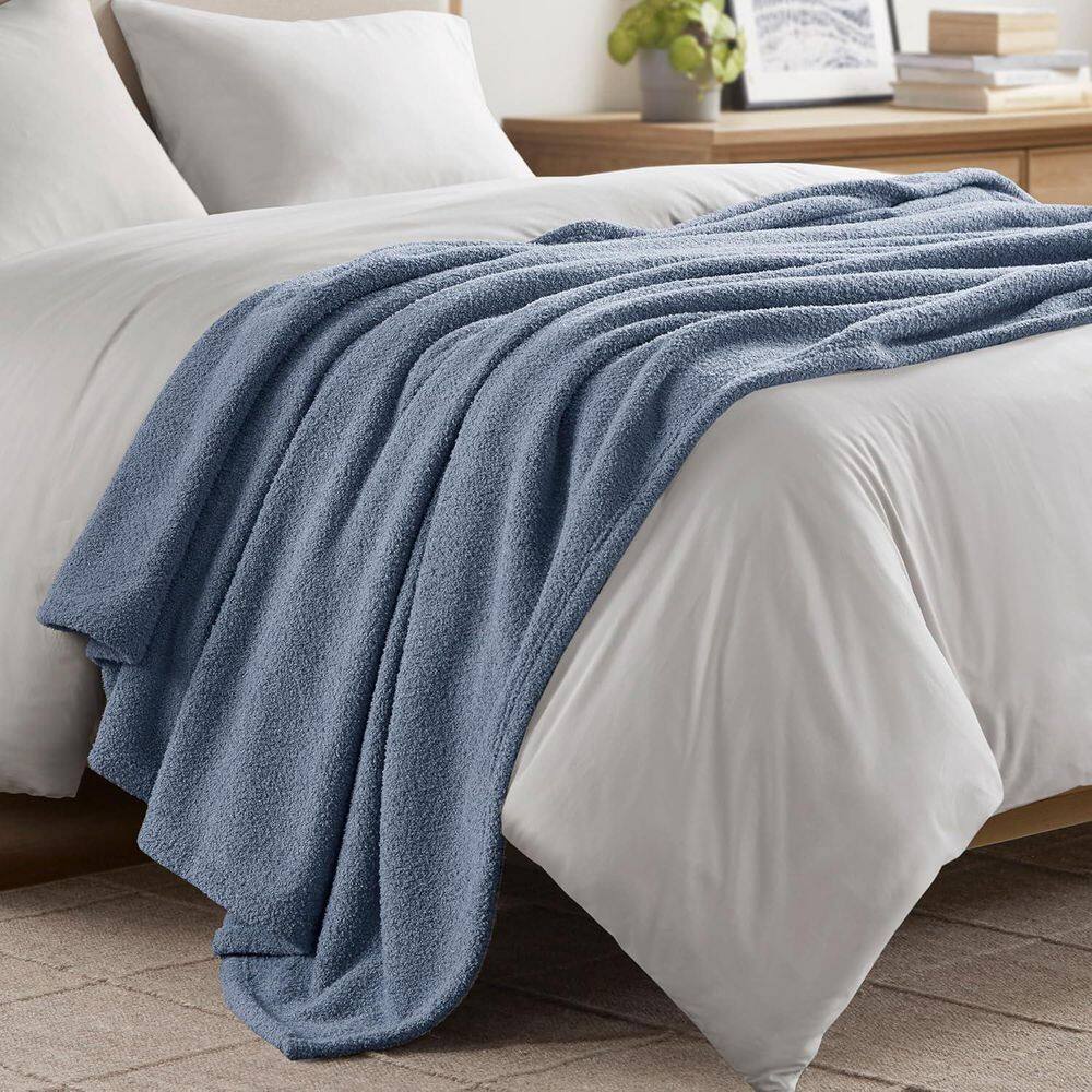 Madison Park Dream Soft Navy Blue Polyester King Fur Blanket BR51-4448 ...