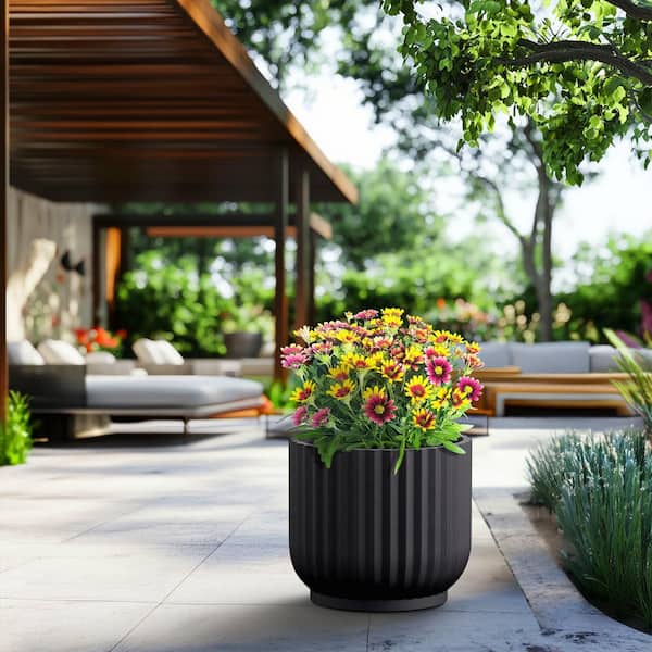 Morrava 17 in. Large Charcoal Black (Enhanced Interior) Concrete Round ...