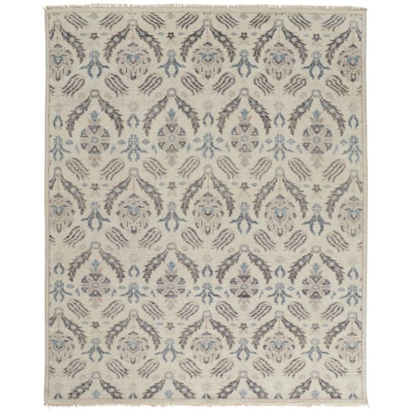 HomeRoots 4 ft. x 6 ft. Gray and Ivory Floral Area Rug 2000513094 - The ...