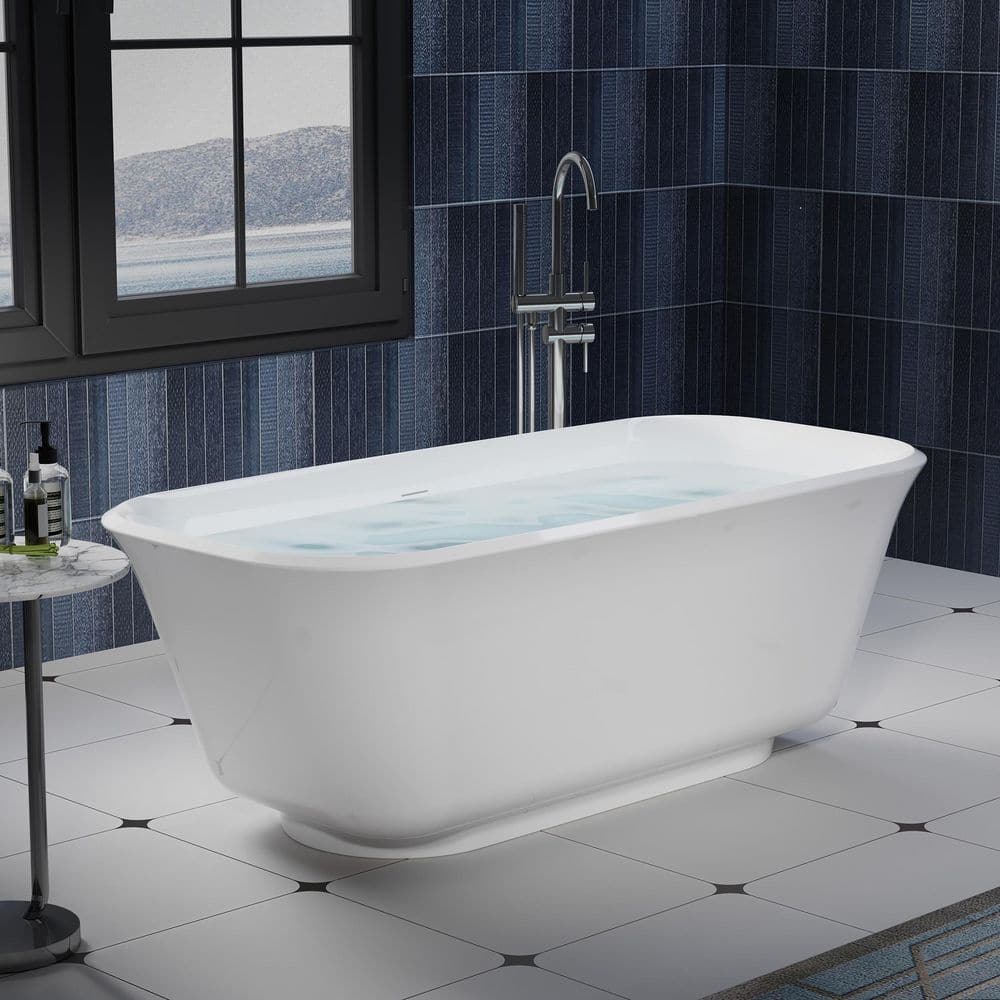 WELLFOR Regal 67 in. x 31.5 in. Soaking Bathtub with Center Drain in ...