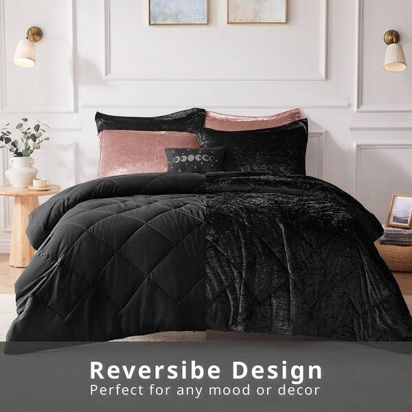 Intelligent Design Isabel 3 Piece Black Velvet Twin Twin XL Soft Velvet Lustrous Comforter Set with Throw Pillow ID10 1942