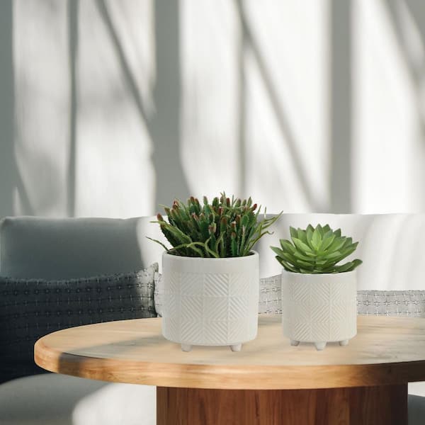 GOGEXX Set of 2 6/8 in. White Ceramic Fluted Planters with Frost and ...
