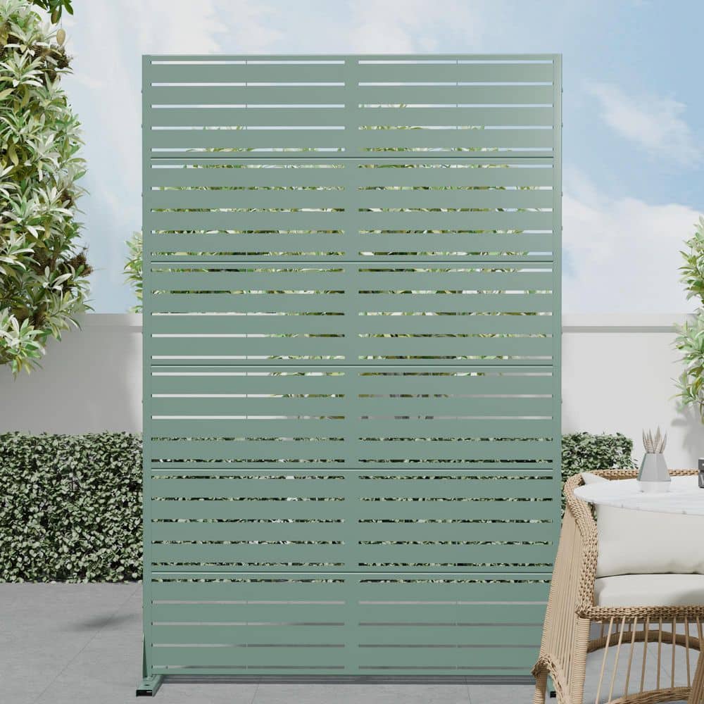 Lirago 72 in. x 47 in. Outdoor Green Metal Privacy Screen Garden Fence ...
