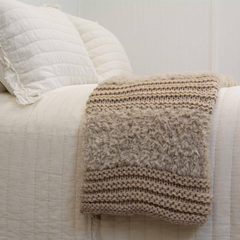 DONNA SHARP Plush Knit Taupe Polyester Throw Blanket Y00125 - The Home ...