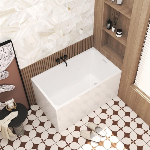 WELLFOR 47 in. x 27.6 in. Acrylic Soaking Oval Freestanding Bathtub ...