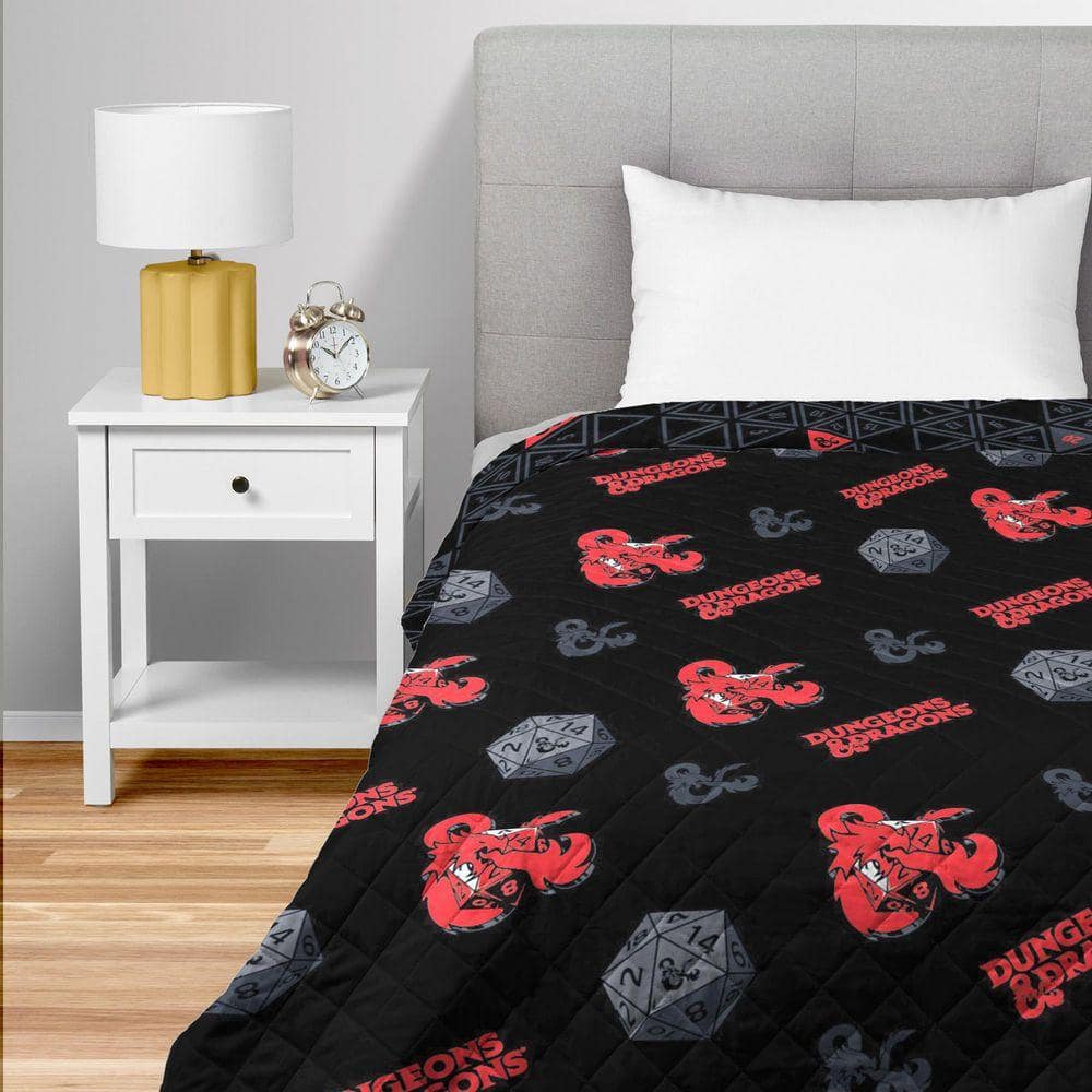 THE NORTHWEST GROUP Dungeons & Dragons Nat D20 Twin Quilted Blanket ...
