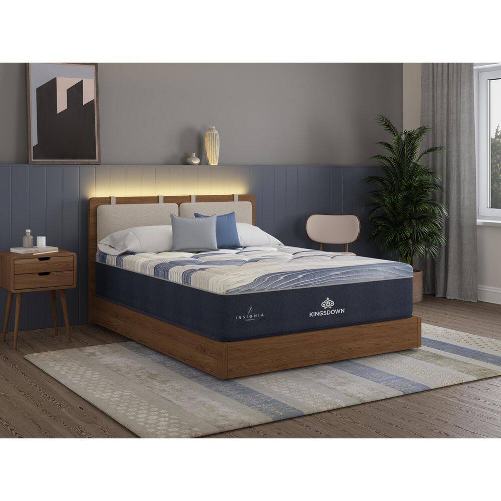 KINGSDOWN Insignia Cool Contour King Medium Firm 14 in. Scroll Quilt ...
