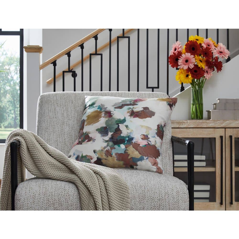 Signature DESIGN BY ASHLEY Herston Beige/Brown/Green Abstract Polyester ...