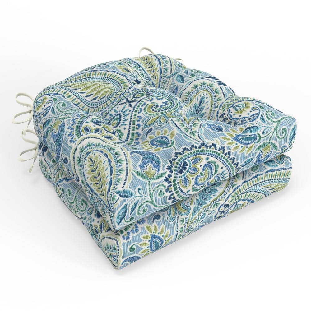 Pillow Perfect Paisley 19 in. W x 4 in. D Outdoor Square Tufted Wicker ...