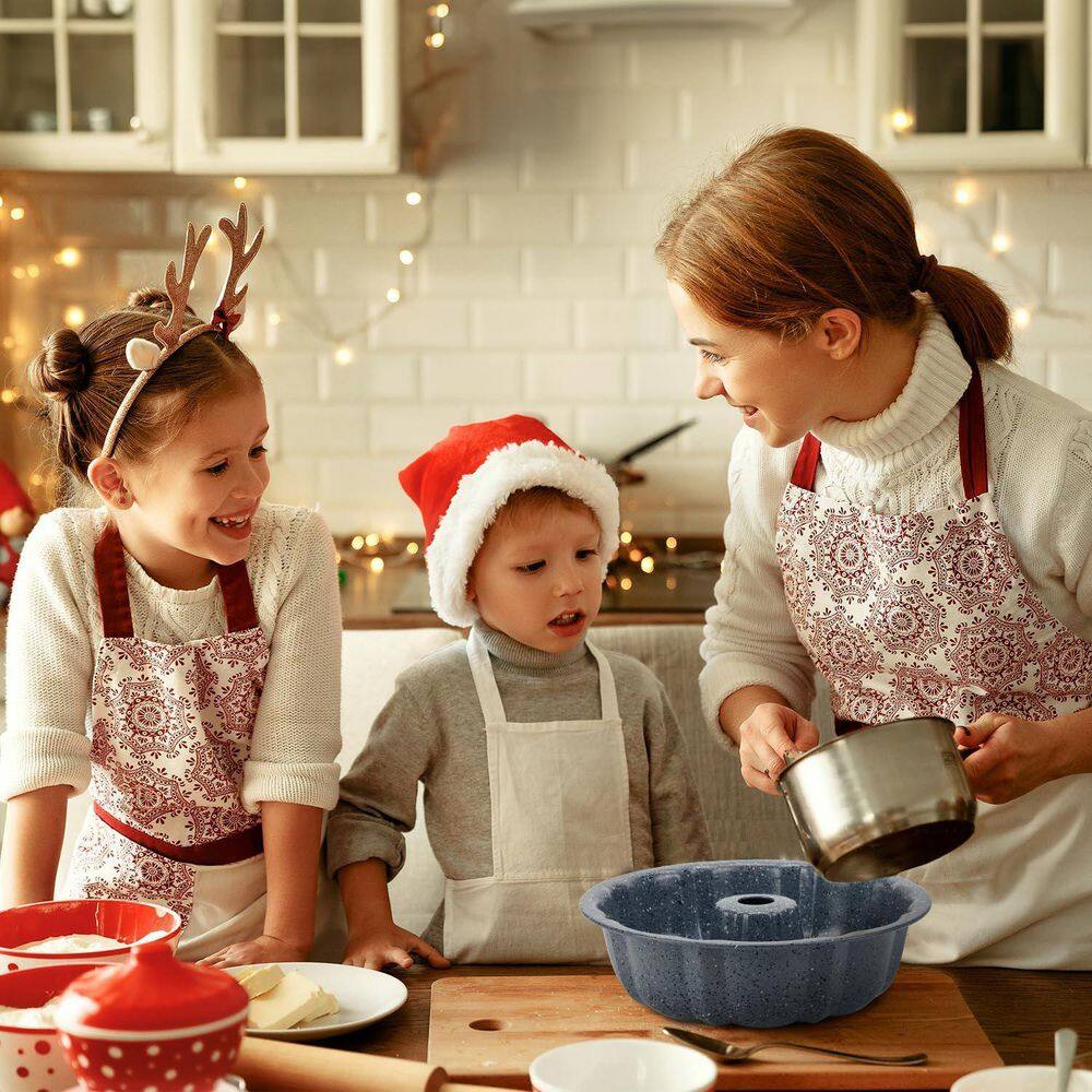 Lynzavix 2 Pack Bunte Cake Pan Nonstick 9.5 in. Fluted Tube for Baking ...