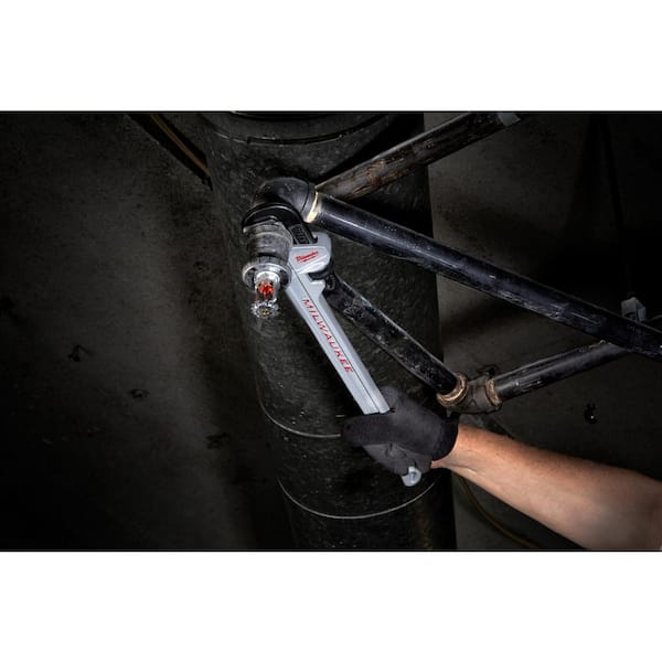 Milwaukee 10 in. Aluminum Pipe Wrench with Power Length Handle 48-22 ...