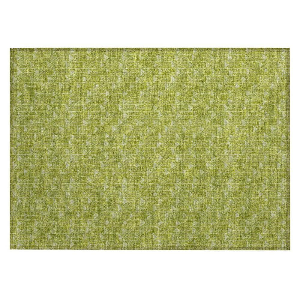 HomeRoots Moss Green 2 ft. x 3 ft. Geometric Indoor/Outdoor Area Rug ...