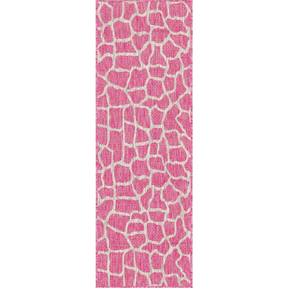 Unique Loom Outdoor Giraffe Pink 2 ft. x 6 ft. Runner Rug 3145224 - The ...