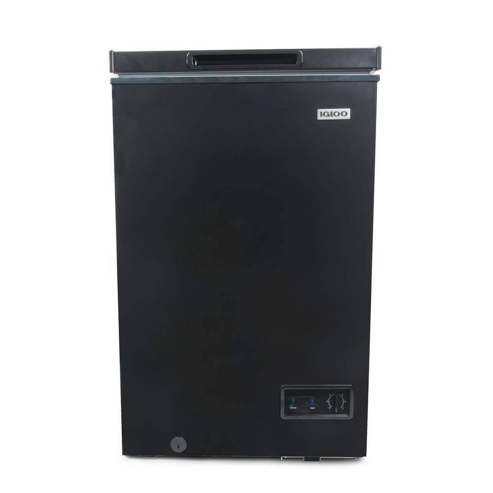 IGLOO 21 in. 3.5 cu.ft. Manual Defrost Chest Freezer in Black ...