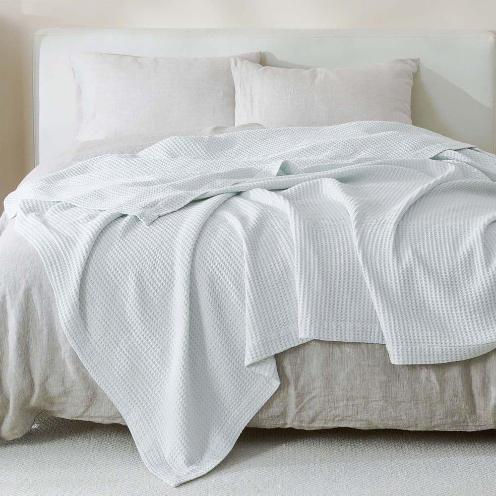 FRESHFOLDS Blue 100% Cotton Full/Queen Lightweight Waffle Weave Blanket ...
