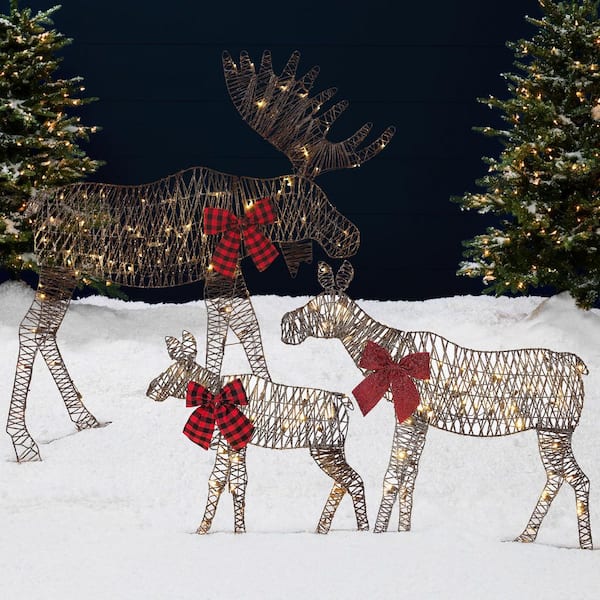 Best Choice Products 4 ft. 3-Piece Lighted 2D Christmas Moose Outdoor ...
