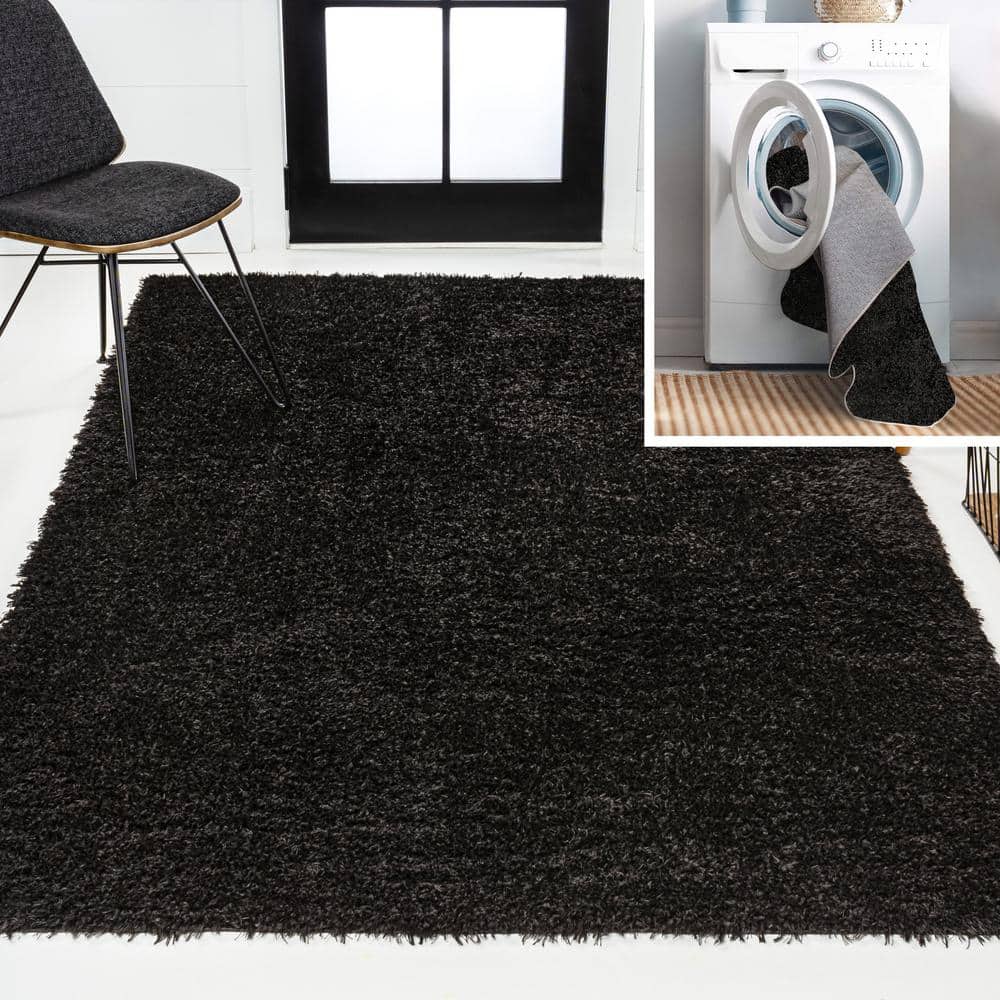 JONATHAN Y Clayton Coastal Black 4 ft. x 6 ft. Solid Glam Shag Machine ...