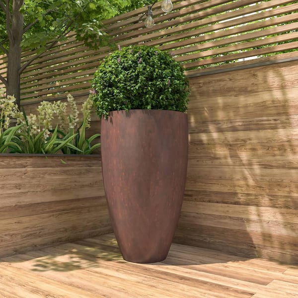 Leisuremod Petal Fiberstone and Clay Tapered Round Planter, Modern Indoor Outdoor Planter Pot ...