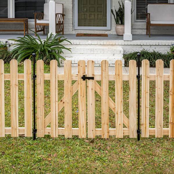Wood Picket Fence Gate Reverse Runner Scalloped Classic Picket Fence
