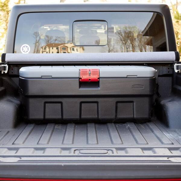 Rubbermaid 48 gal. Black Action Packer Lockable Latch Storage Box Tote ...