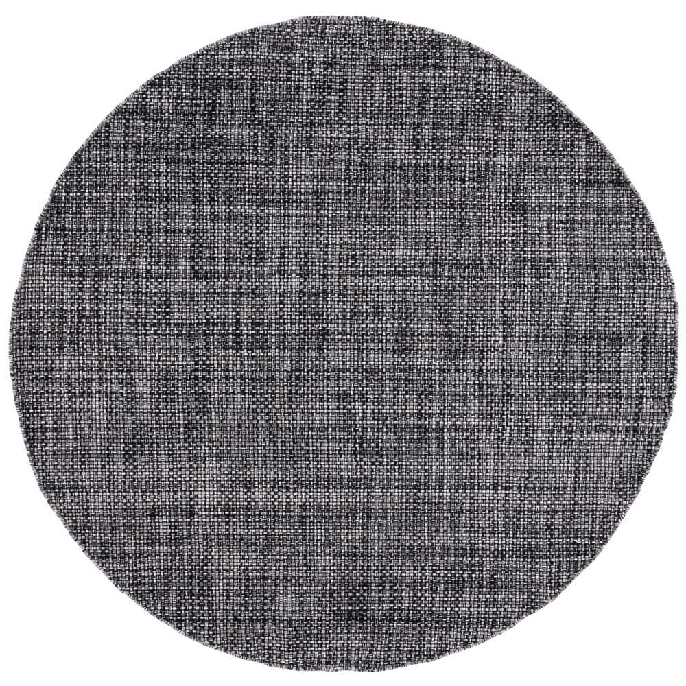 SAFAVIEH Montauk 6 ft. x 6 ft. Black Distressed Solid Fringe Round Area ...