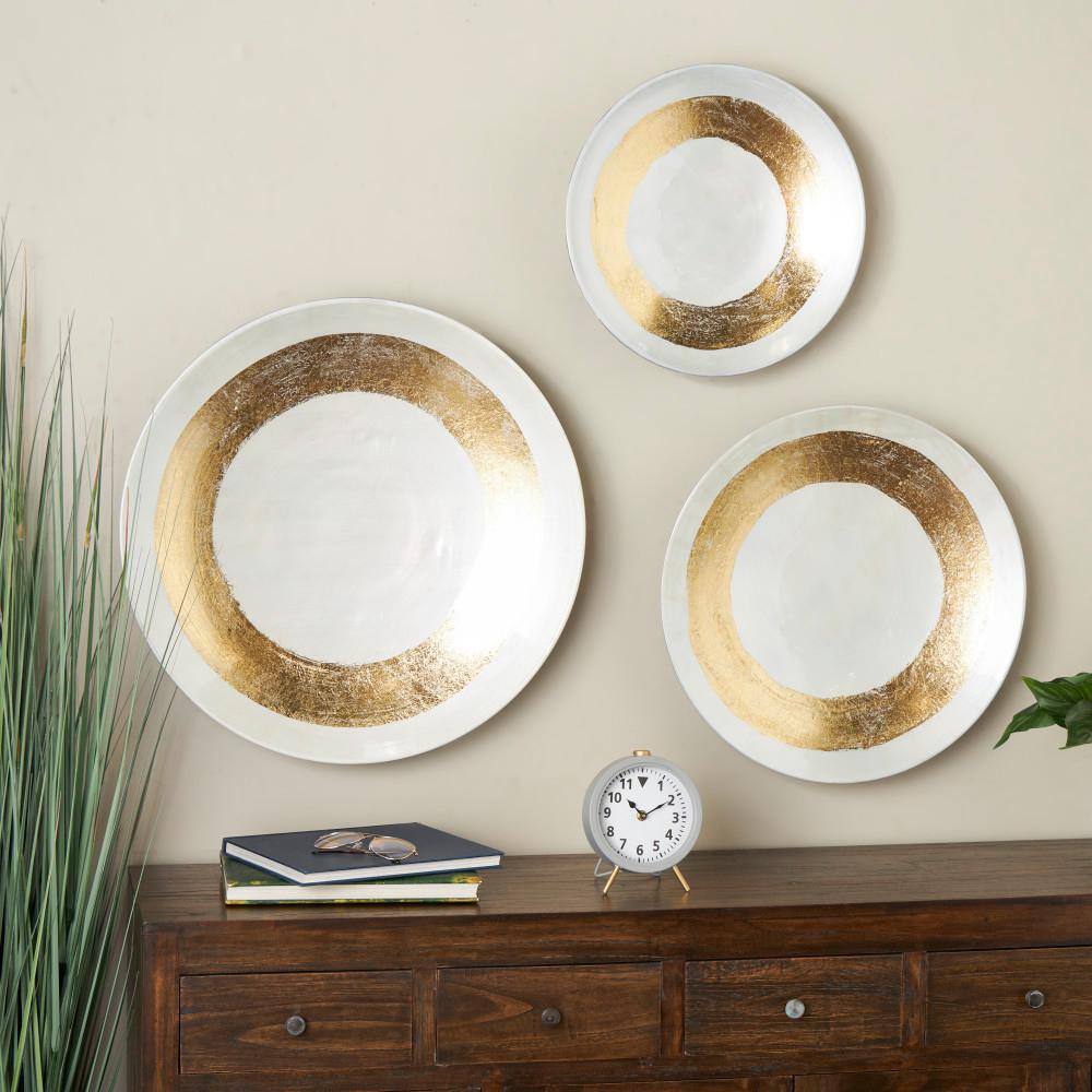Litton Lane Metal White 3D Circular Disk Abstract Wall Decor with Gold ...