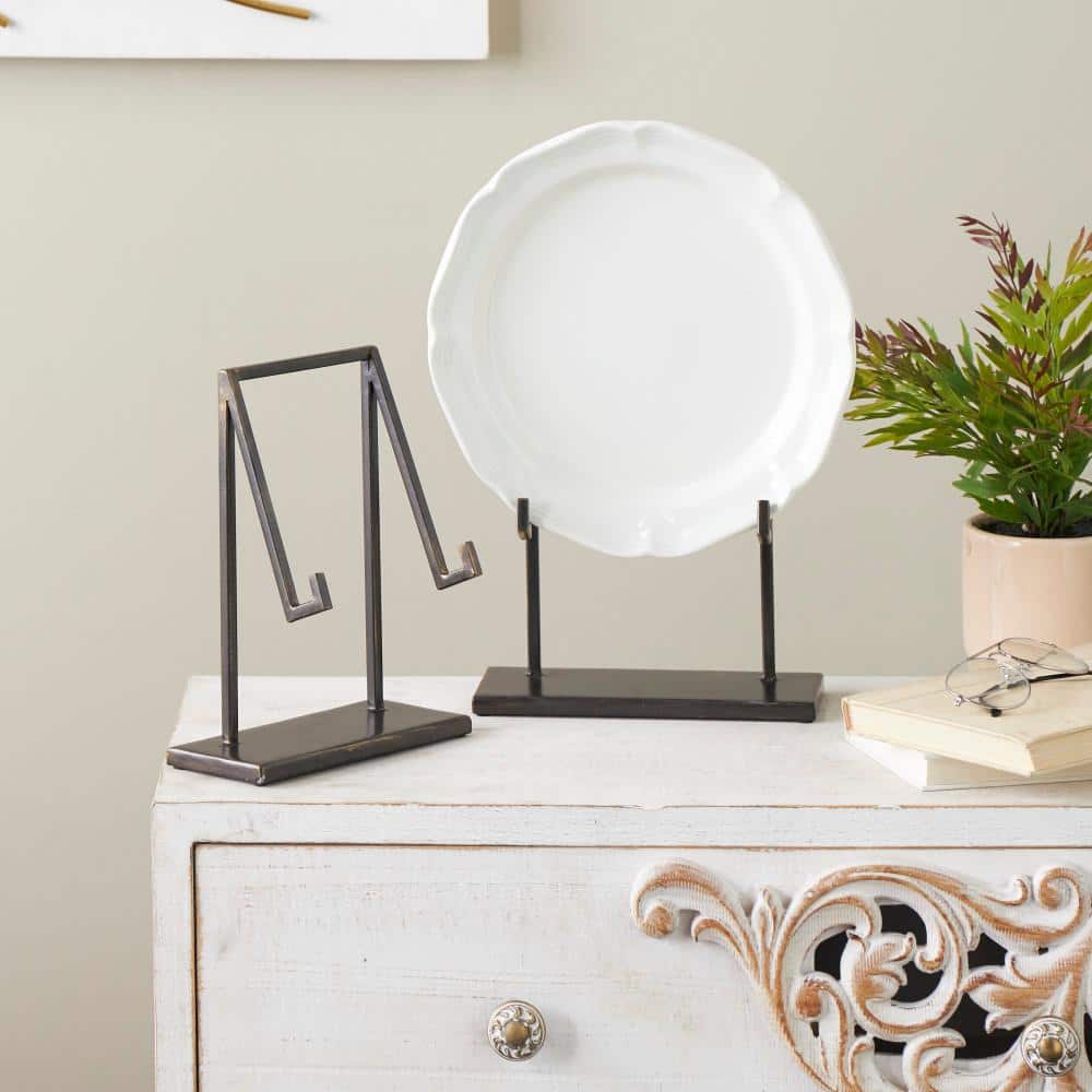 Litton Lane Black Metal Modern Abstract Easel (2-Pack) 046099 - The ...