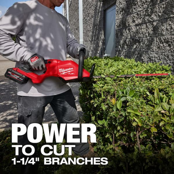 Milwaukee M18 FUEL 18V 24 in. Brushless Cordless Battery Powered Hedge ...