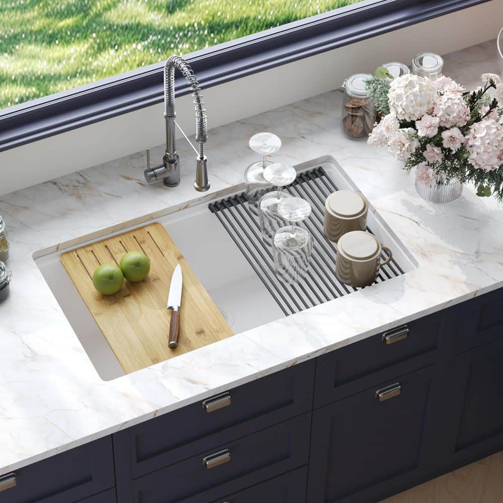 DEERVALLEY 33 in. Undermount Single Bowl White Quartz Composite ...