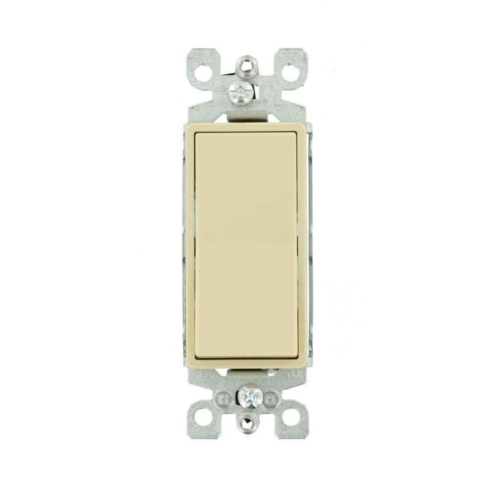 Leviton 15 Amp Decora Residential Grade 3-Way Lighted Rocker Switch ...