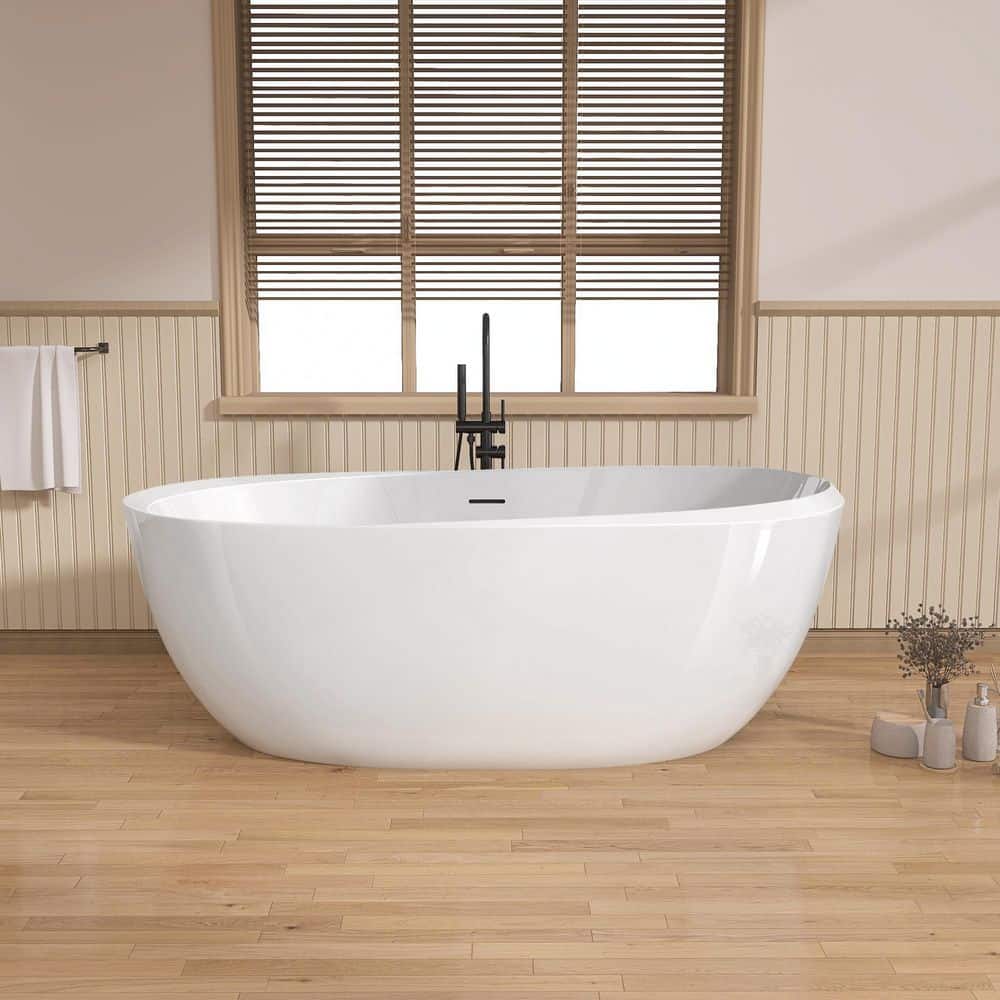 Getpro 67 in. x 29.5 in. Acrylic Freestanding Soaking Bathtub ...