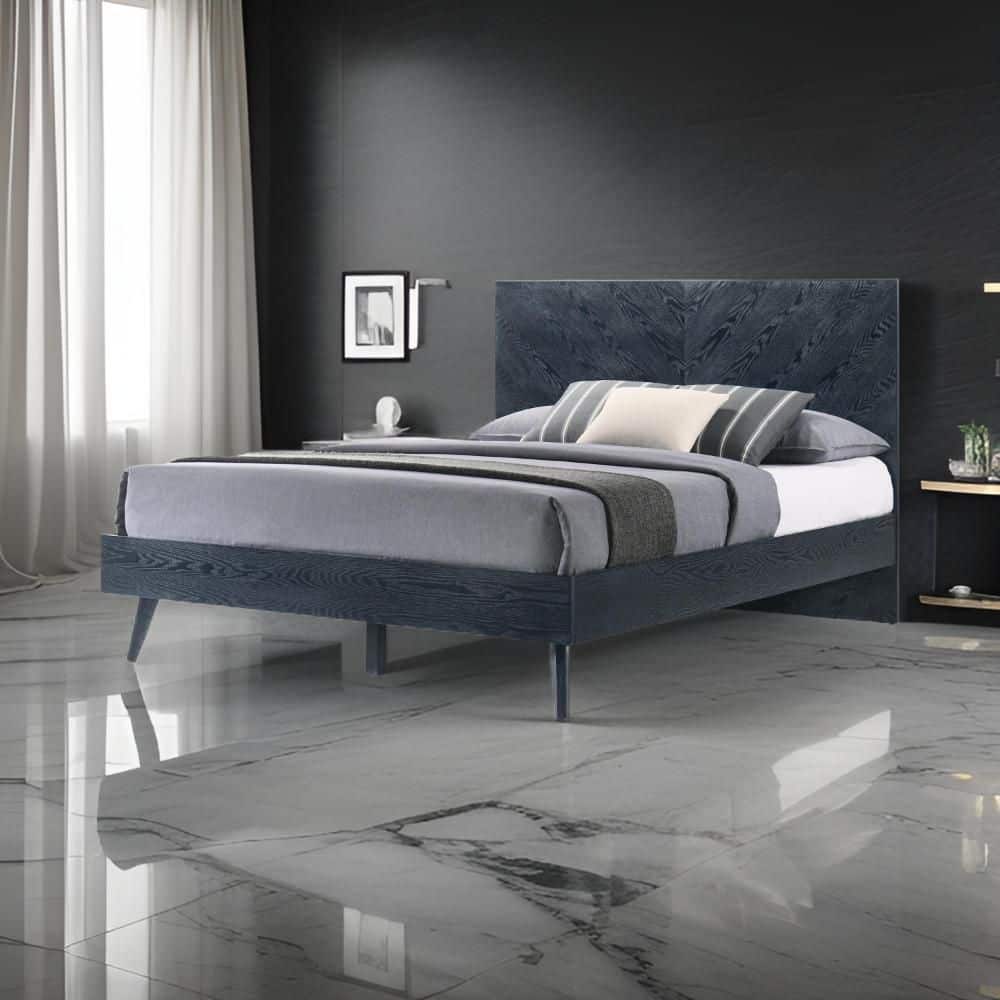 Benjara Cid Coy Gray Wood Frame Queen Size Platform Bed with Crown Cut ...