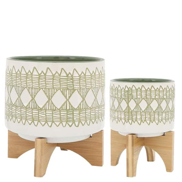 Liv & Skye Green 5/8 in. Ceramic Aztec Planter On Wooden Stand 16401-12 ...