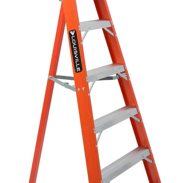 Werner 4 Ft Fiberglass Tripod Step Ladder With 300 Lb Werner L6200