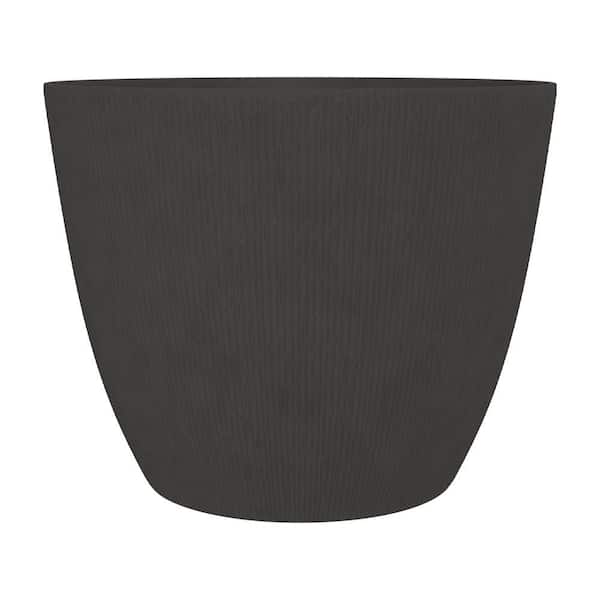 CHG CLASSIC HOME & GARDEN 22 in. Pierce Dark Gray Resin Planter 5122B ...
